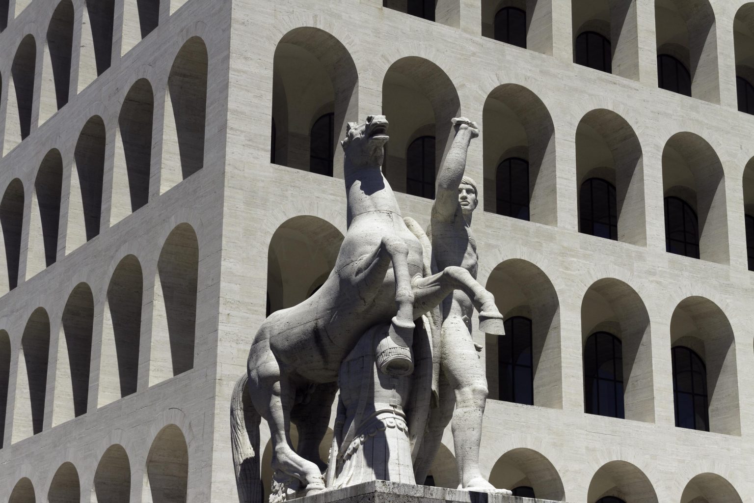 Perché è giusto mantenere l'architettura fascista - THE VISION