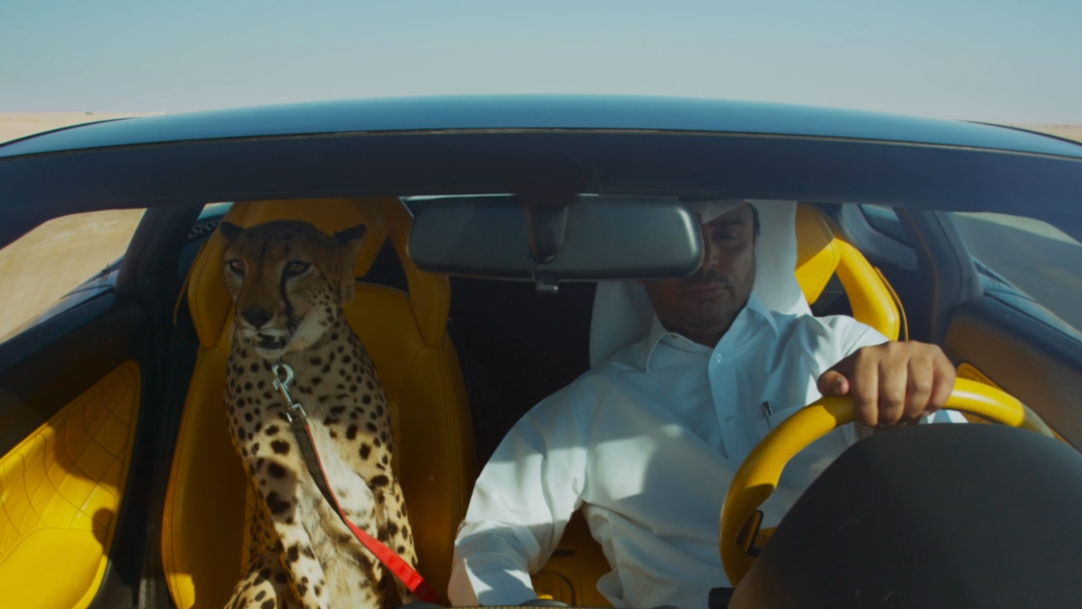 Con i suoi film, Yuri Ancarani ci invita a riflettere sul lavoro e sull’ozio, e sul senso che ...